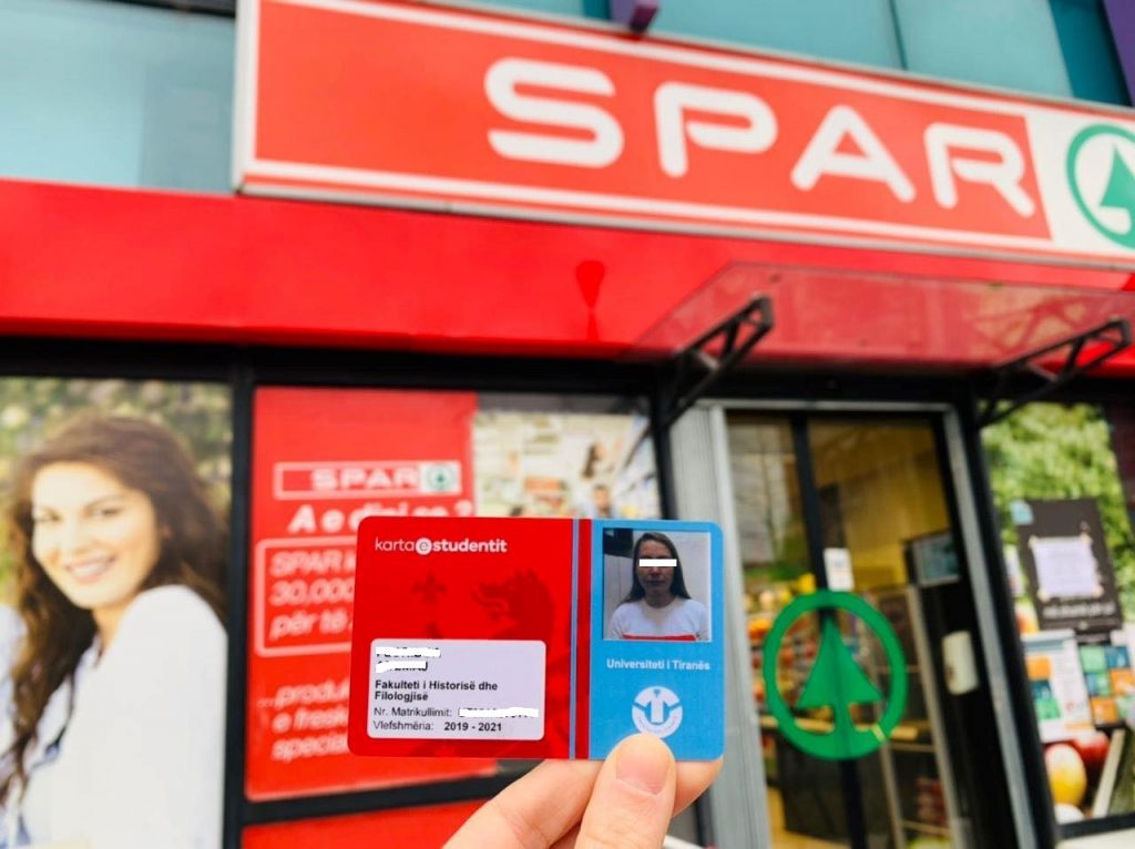 Përfitimet nga karta e studentit, të papërfillshme - Faktoje.al