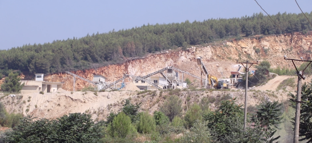 Guroret/Shkatërrimi i natyrës me “leje” mjedisore - Faktoje.al